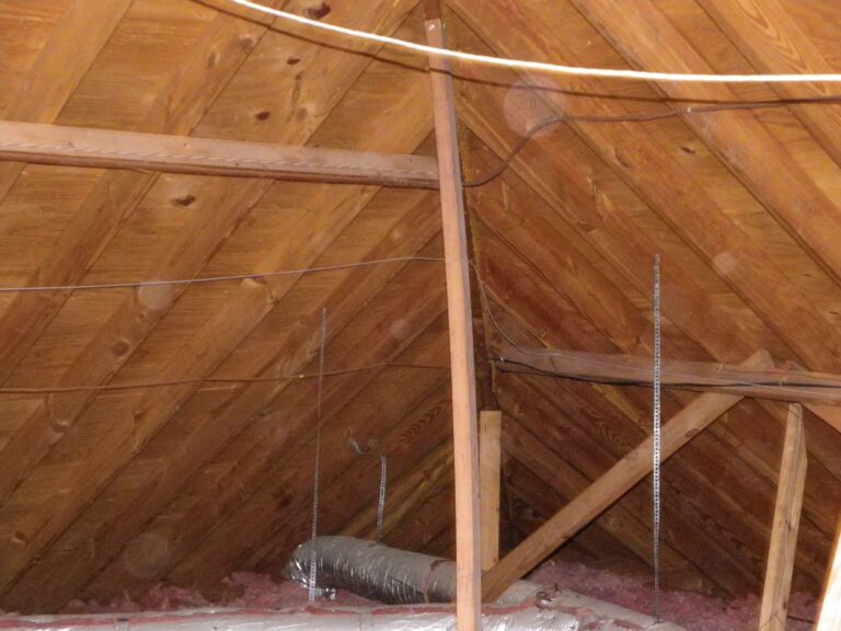 What Does a Sagging Roof Mean? | Roof Structural Failure